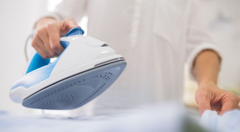 How to Clean an Iron? - Expert Tips and Techniques | How To Cleaning Blog