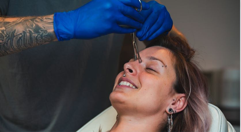 How to Clean Nose Piercing? | How To Cleaning Blog