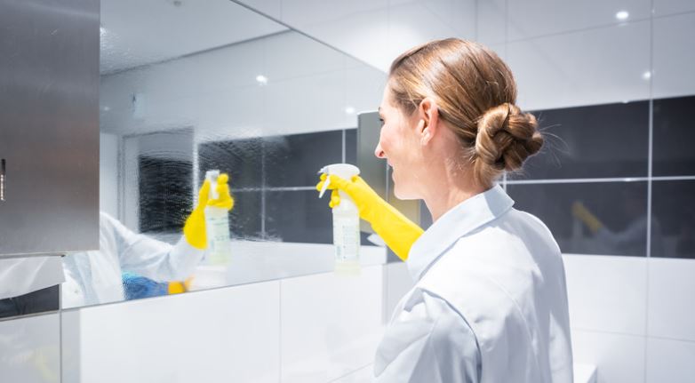How to Clean Mirrors? | How To Cleaning Blog