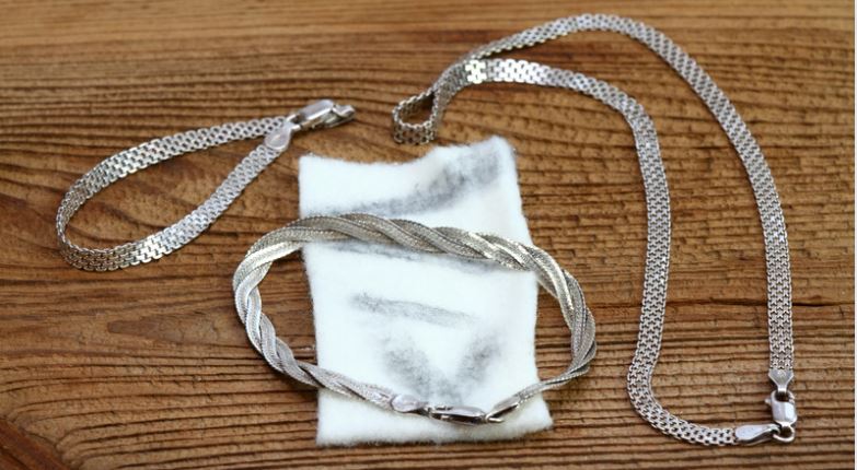 How to Clean Silver? - Expert Tips and Techniques | How To Cleaning Blog