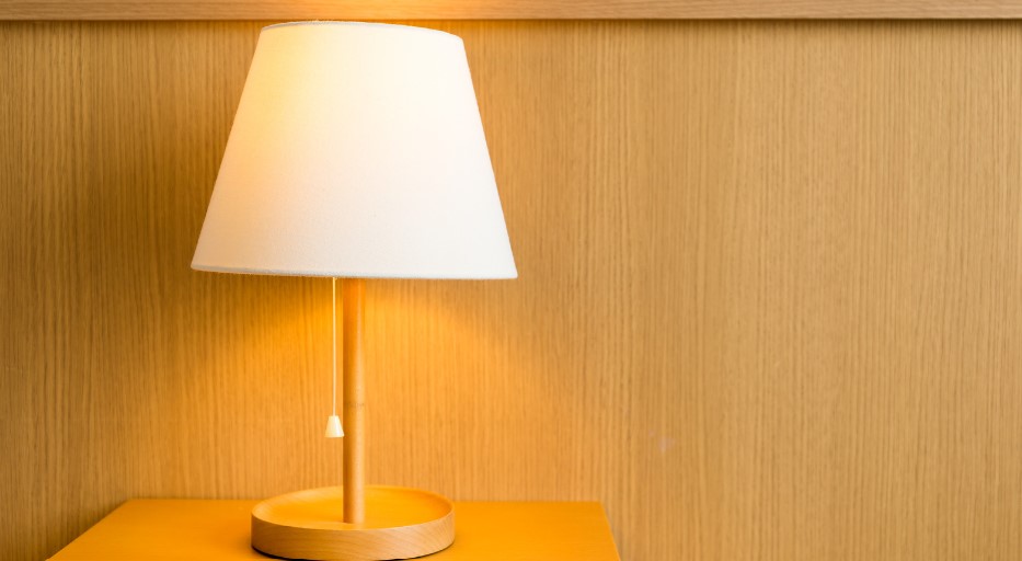 How to Clean Lamp Shades? | How To Cleaning Blog